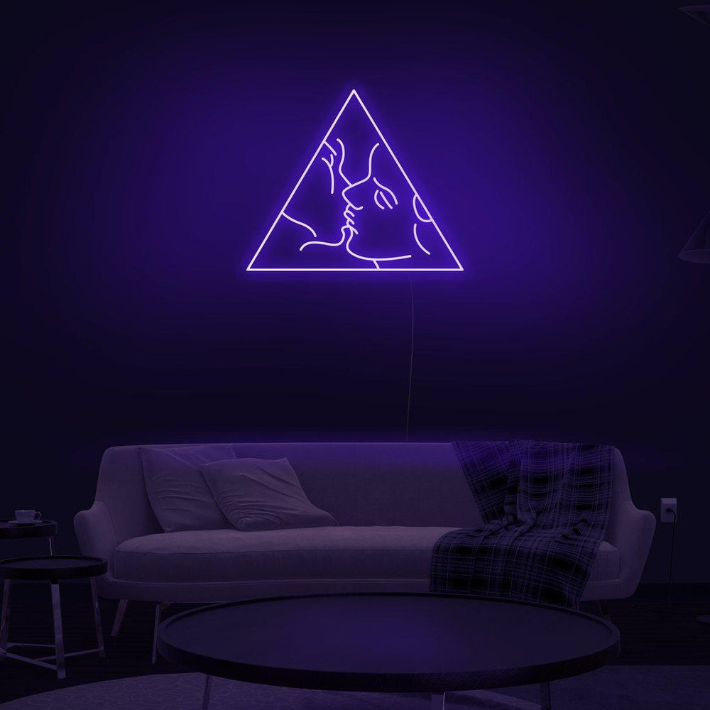 'Kiss' LED Neon Sign